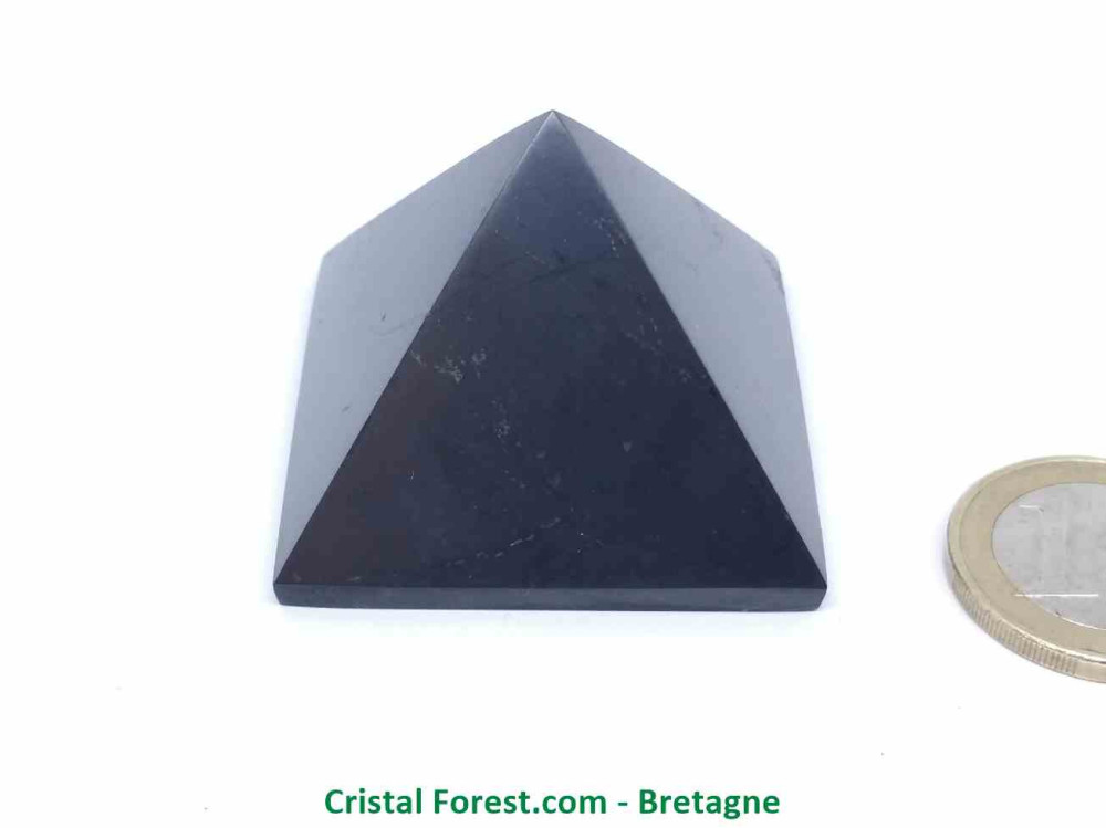 Pyramide en pierre naturelle | Cristal Forest - Lithothérapie - Pierres ...